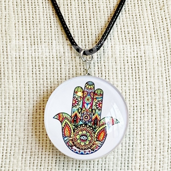 Jewelry | Nwt White Red Hamsa Glass Pendant Necklace | Poshmark